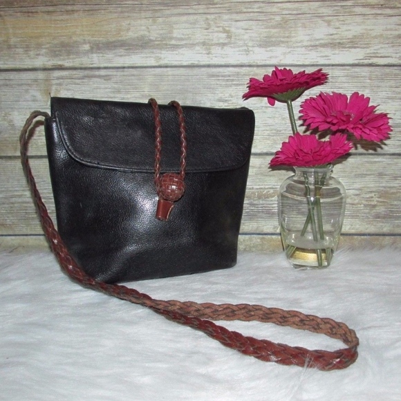 L.J.S Collection | Bags | Vintage Ljs Collection Black Leather ...